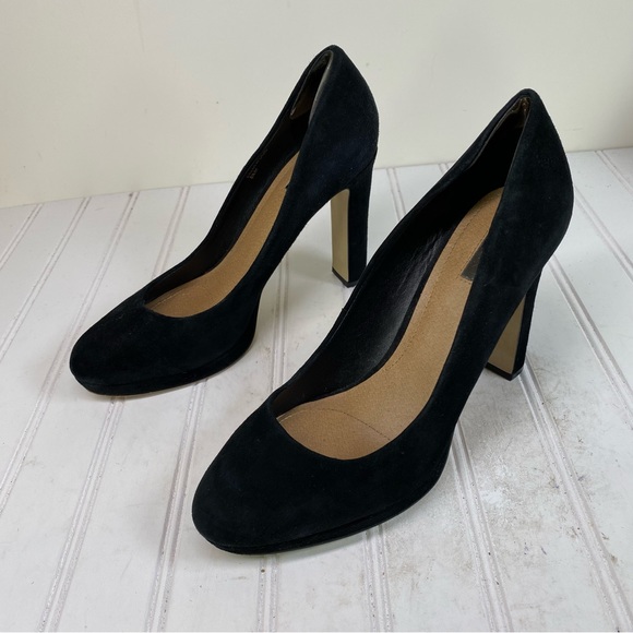 Tahari | Shoes | Tahari Brentwood Black Suede Platform Pumps | Poshmark